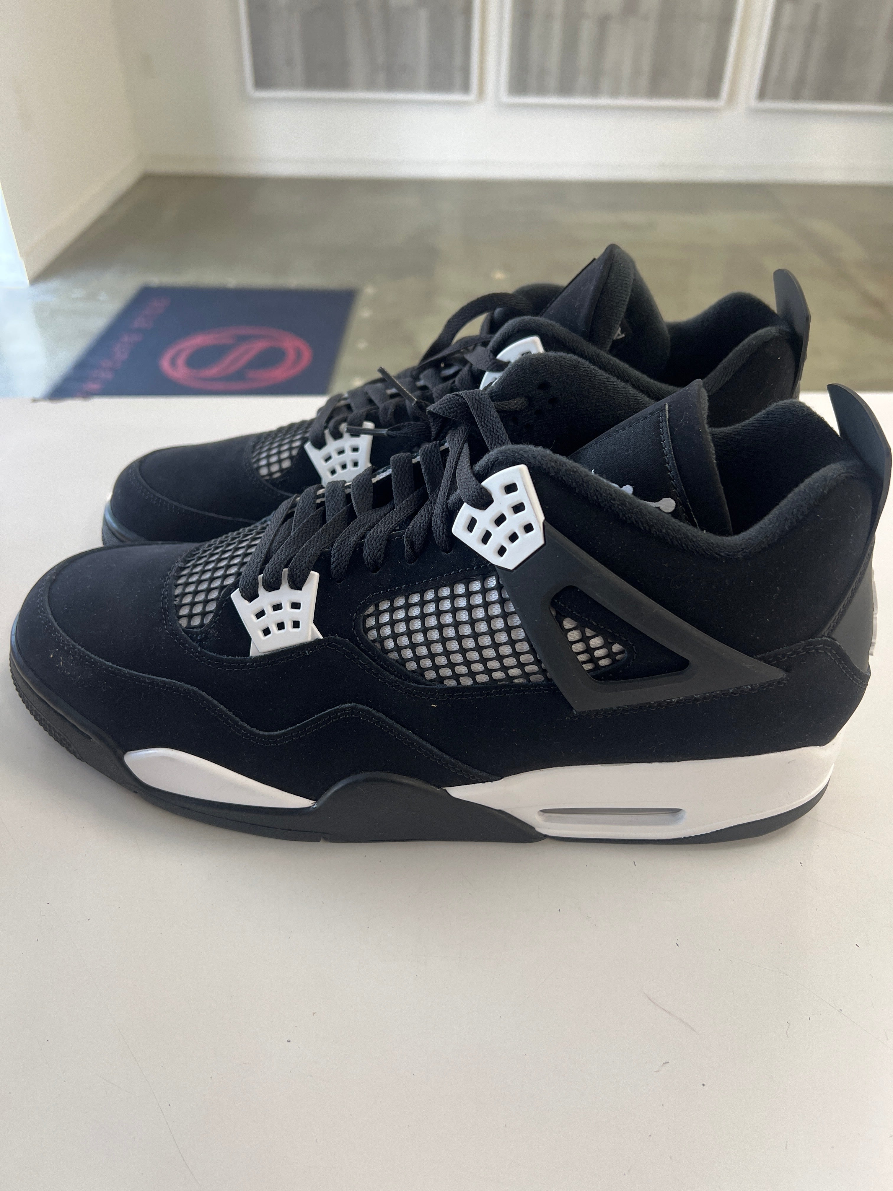 DS AIR JORDAN 4 WHITE THUNDER - SIZE 14 (NO BOX) – Sole Supremacy